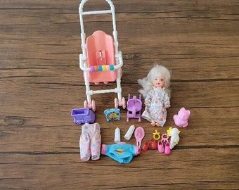 Vintage Kelly Doll and Accessories, Strollin' Fun Barbie & Kelly ...