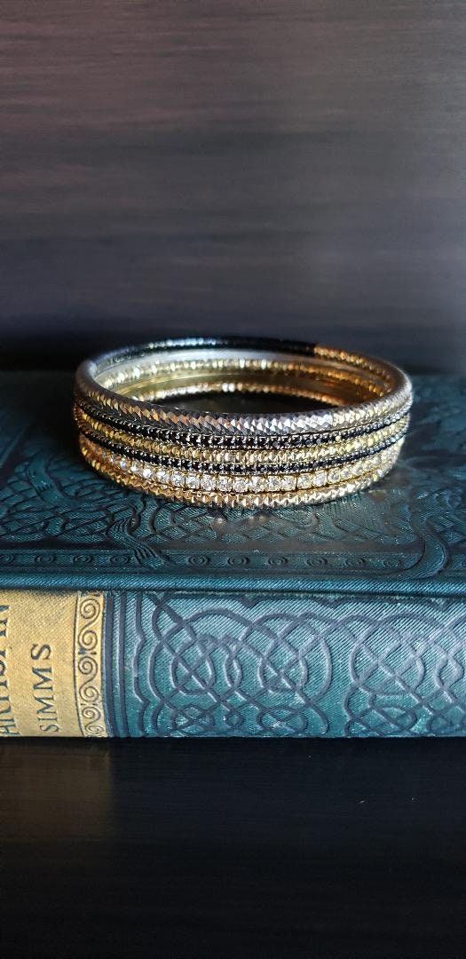 Vintage Black and Gold Bangle Stack Bangle Stack Bangle Set | Etsy