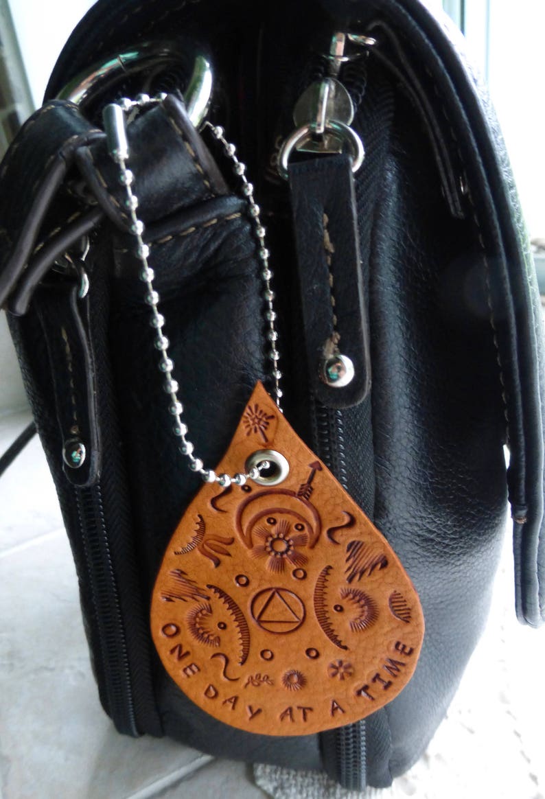 AA NA Al Anon Leather Keychain Keychain Personalized | Etsy