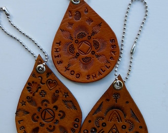 Personalized Leather Alcoholics Anonymous Stealie Key Tag, AA Steal ...