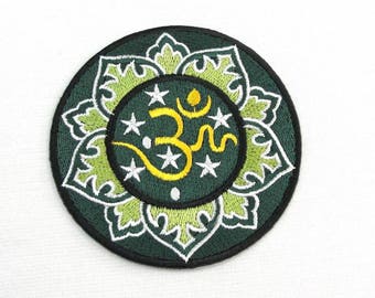 Om Patch Iron on Sew on Aum Symbol Flower Embroidered Badge Embroidery ...