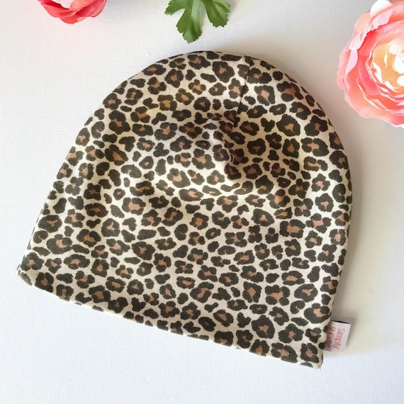Leopard print beanie Leopard print toque Leopard pompom | Etsy