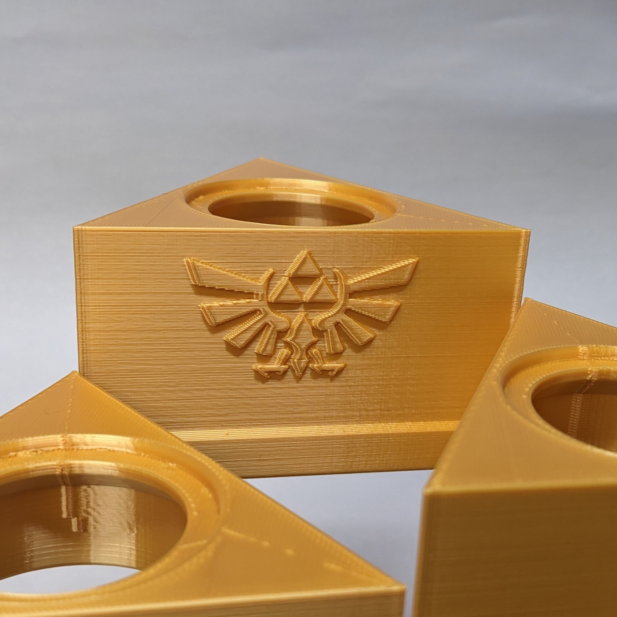 3-tier Triforce Display Stand Compatible With Amiibo Figurines ...