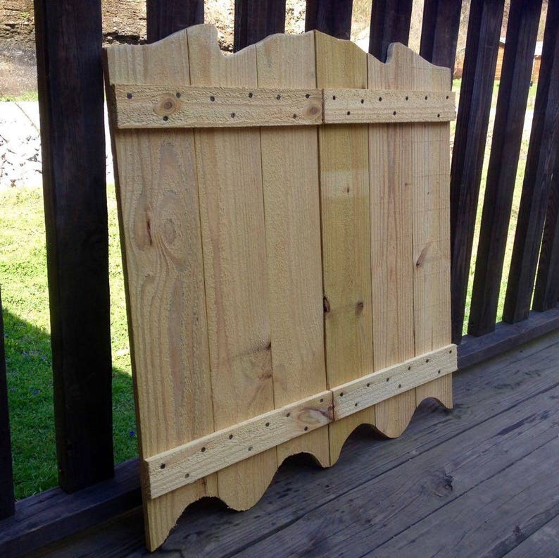 Rustic Western-Style Saloon Doors unstained | Etsy