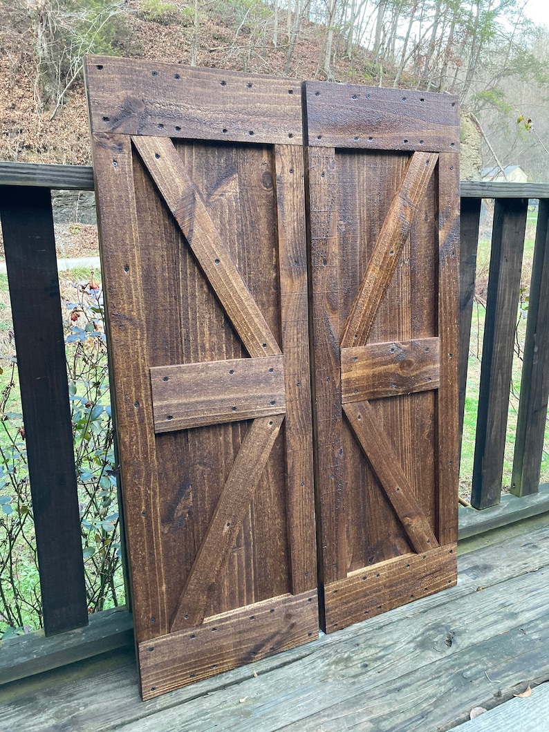 RUSTIC Victorian Style Wooden Swinging Saloon Doors - Etsy