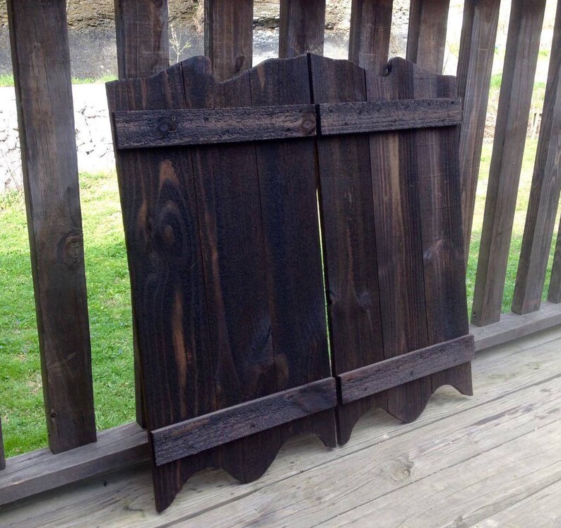 Rustic Western-Style Saloon Doors unstained | Etsy