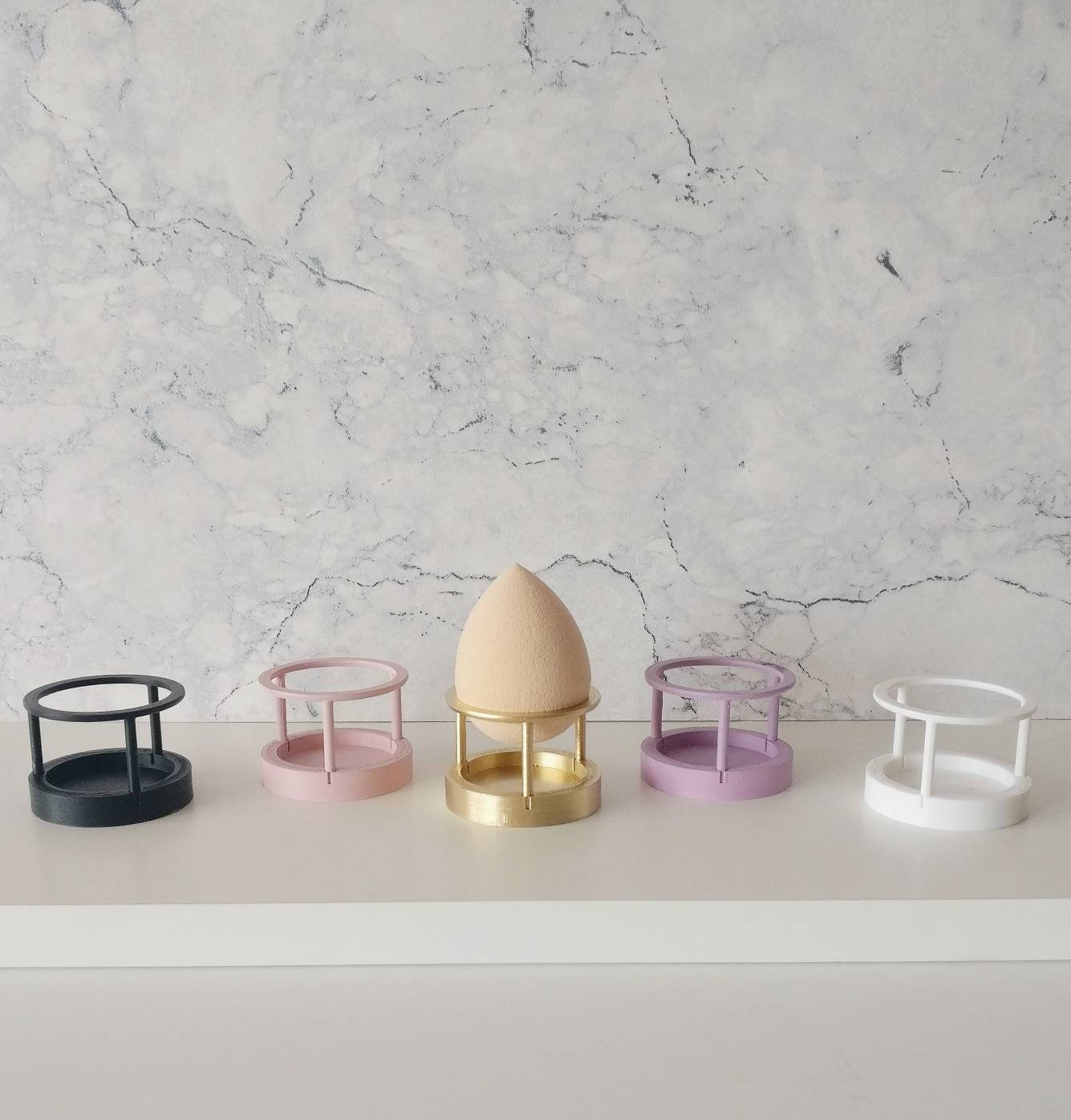 Beauty blender holder store