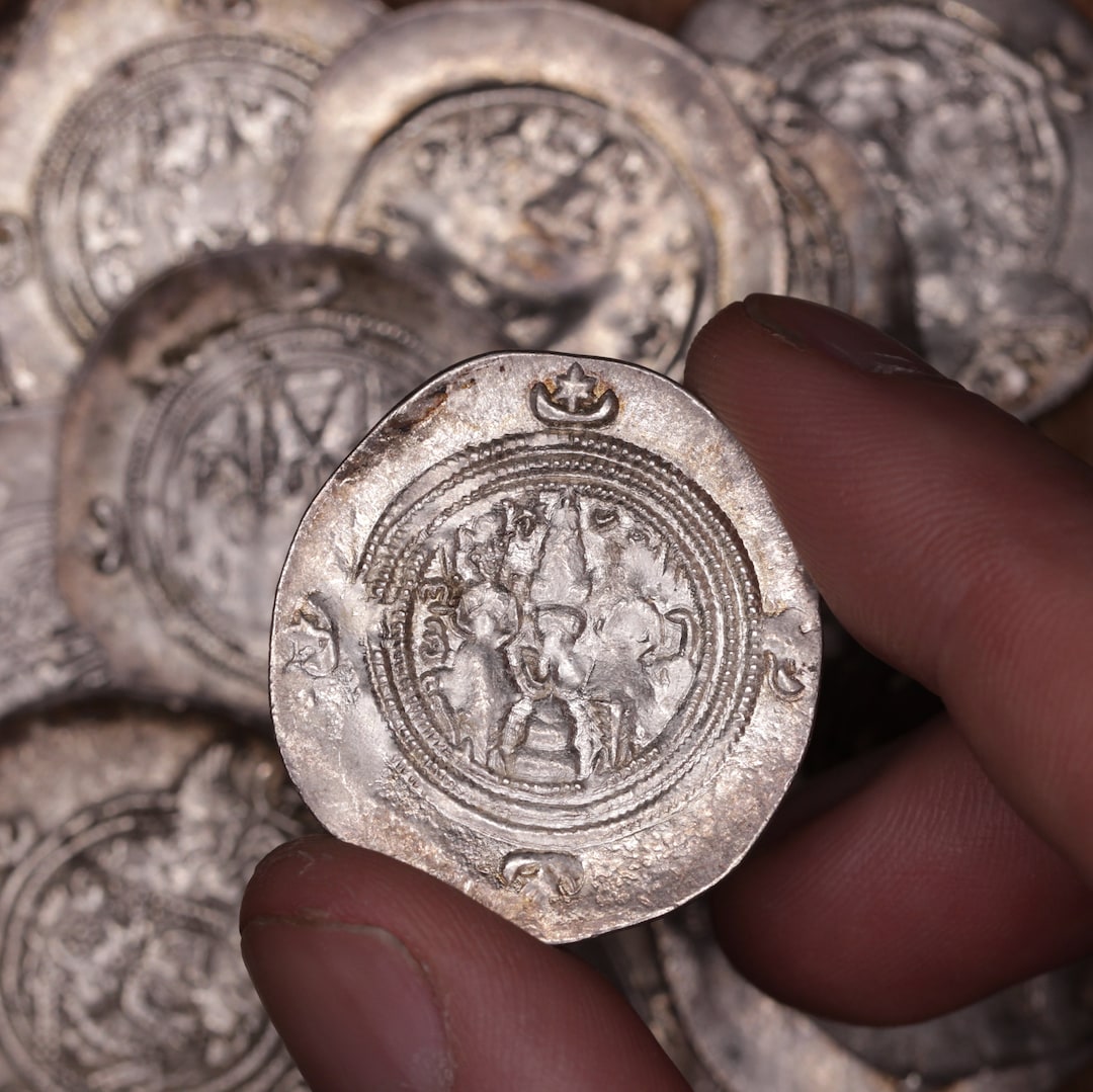 Sasanian Silver Drachm Coin: Zoroastrian Fire Altar, 600 AD - Etsy