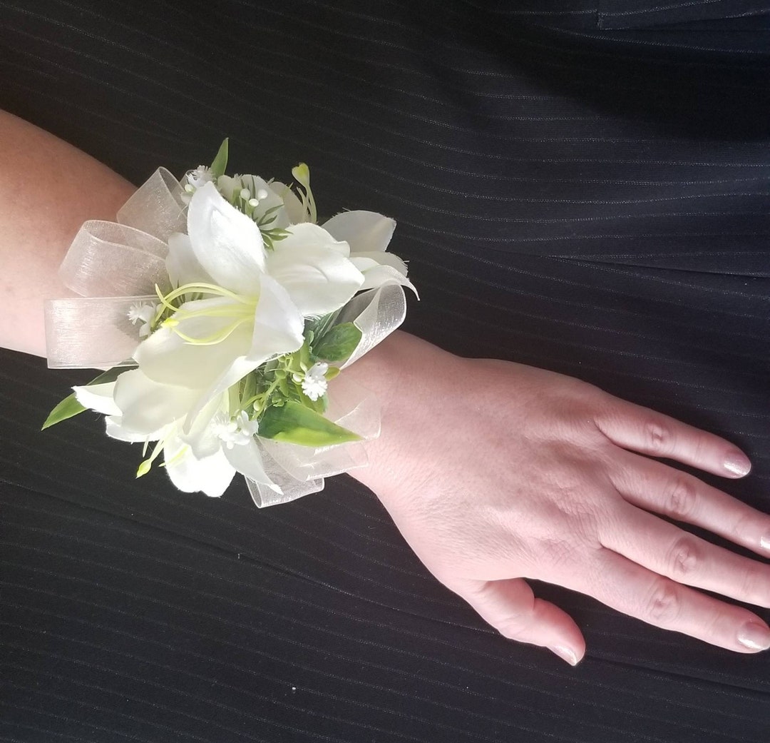 Lily Corsage, Lily Wrist Pearl Bracelet Corsage, White Ivory Lily ...