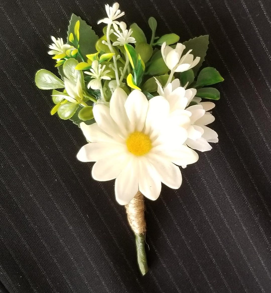 Daisy Boutonniere, White Boutonniere, White Daisy Buttonhole,daisy ...