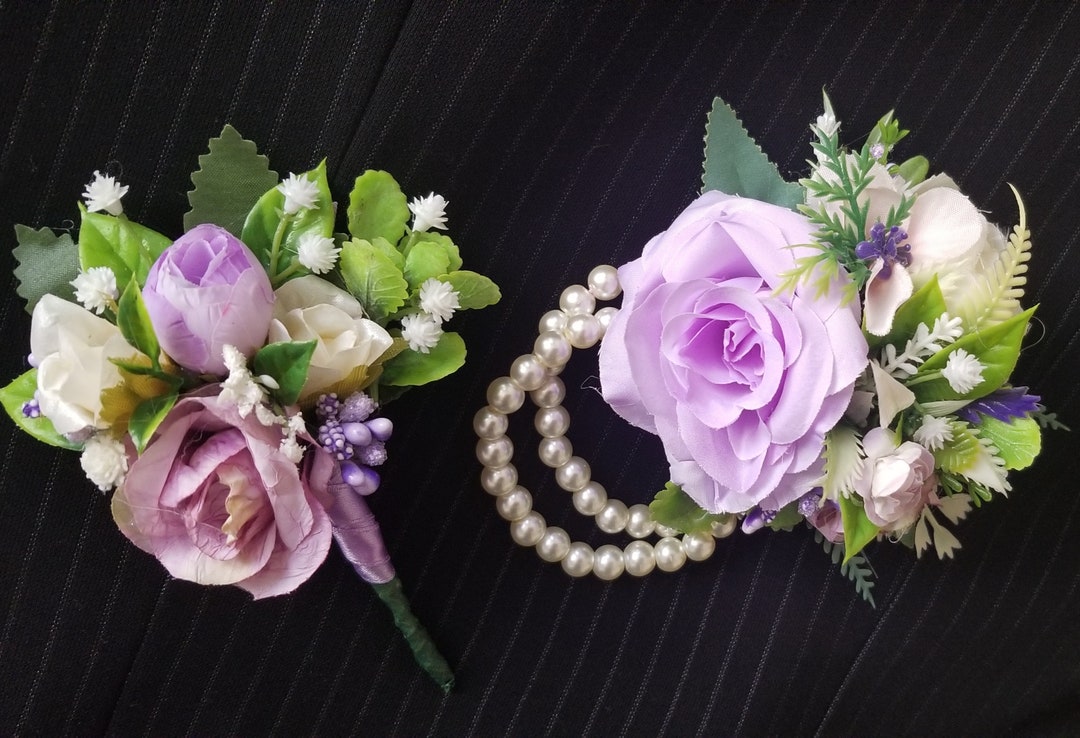 Lilac Rose Corsage and Boutonniere Set: Pearl Wristlet, Prom Flowers - Etsy