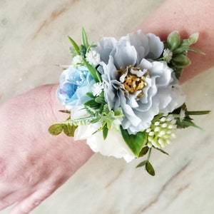 Baby Blue Corsage Set, Light Blue Corsage and Boutonniere, Baby Blue ...