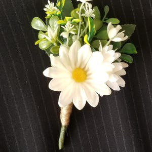 Daisy Boutonniere, White Boutonniere, White Daisy Buttonhole,daisy ...