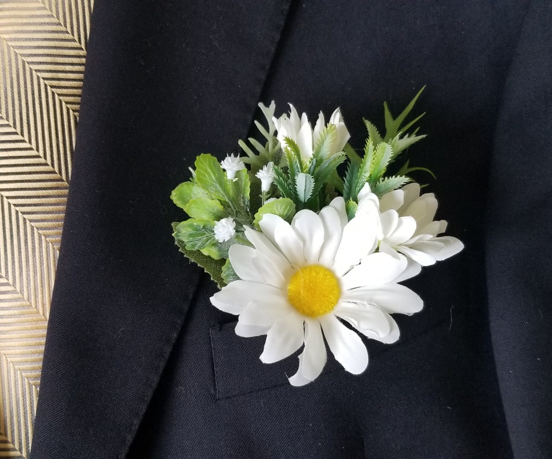 White Daisy Pocket Square Boutonniere: Artificial Flowers - Etsy