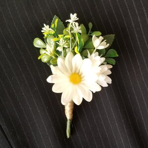 Daisy Boutonniere, White Boutonniere, White Daisy Buttonhole,daisy ...