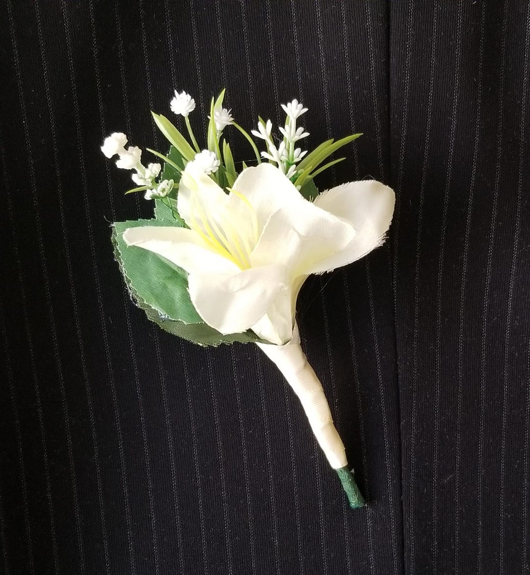 Lily Boutonniere, Ivory Boutonniere, Ivory Lily Buttonhole, Lily ...
