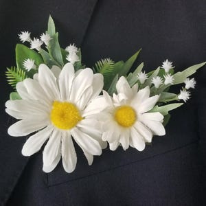 Daisy Pocket Boutonniere, White Pocket Square Boutonniere, White Daisy ...