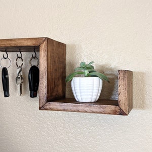 EDC Shelf Minimalist Key Holder Entryway Organizer - Etsy