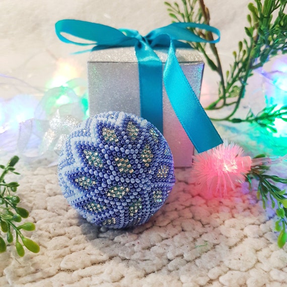 Christmas beaded balls store