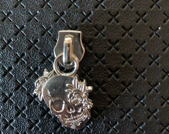 Skull Zipper Pull | Etsy