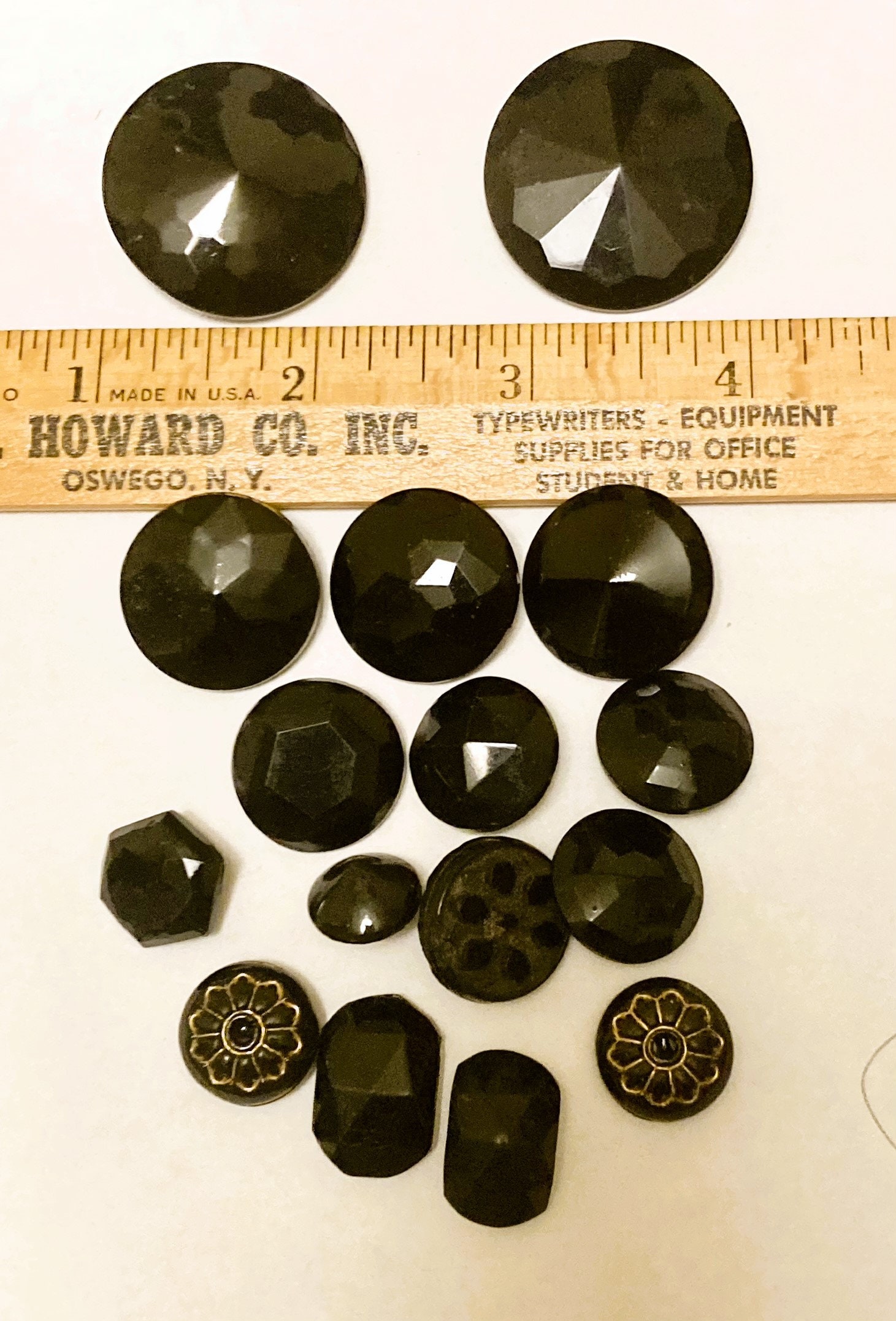 Jet Glass Buttons Victorian Era Mourning Buttons Large Vintage Black ...