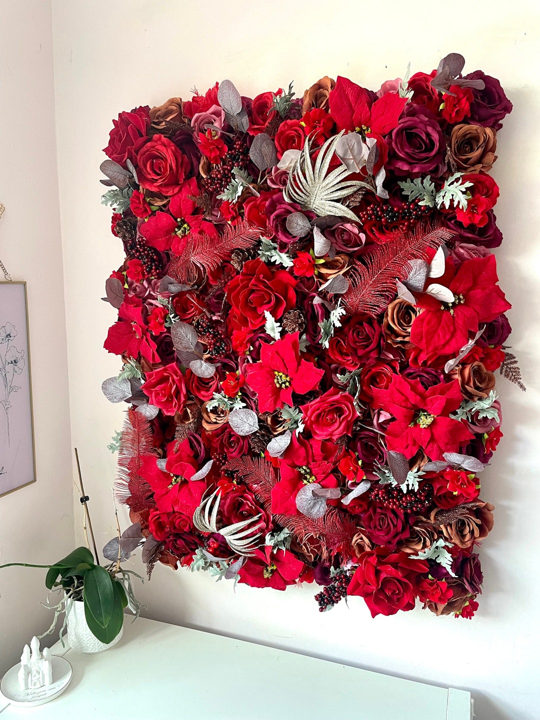 Ready to Dispatch Christmas Edition Flower Wall, Red Flower Wall ...
