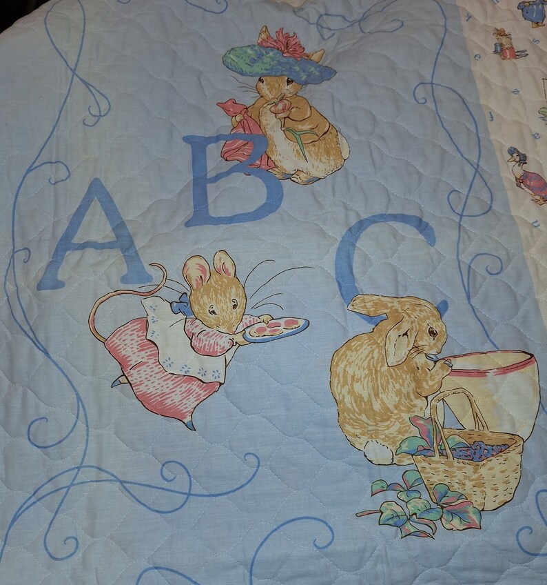 Vintage Pre-quilted Baby or Toddler Peter Rabbit Beatric Potter Quilt ...