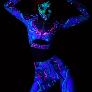 Zombie Crop Top, Long Sleeved Top for Women, Green Skeleton Crop Top ...