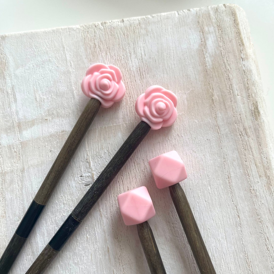 Soft Pink Rose Stitch Stopper Set | Knitting Tool | Needle Stopper ...