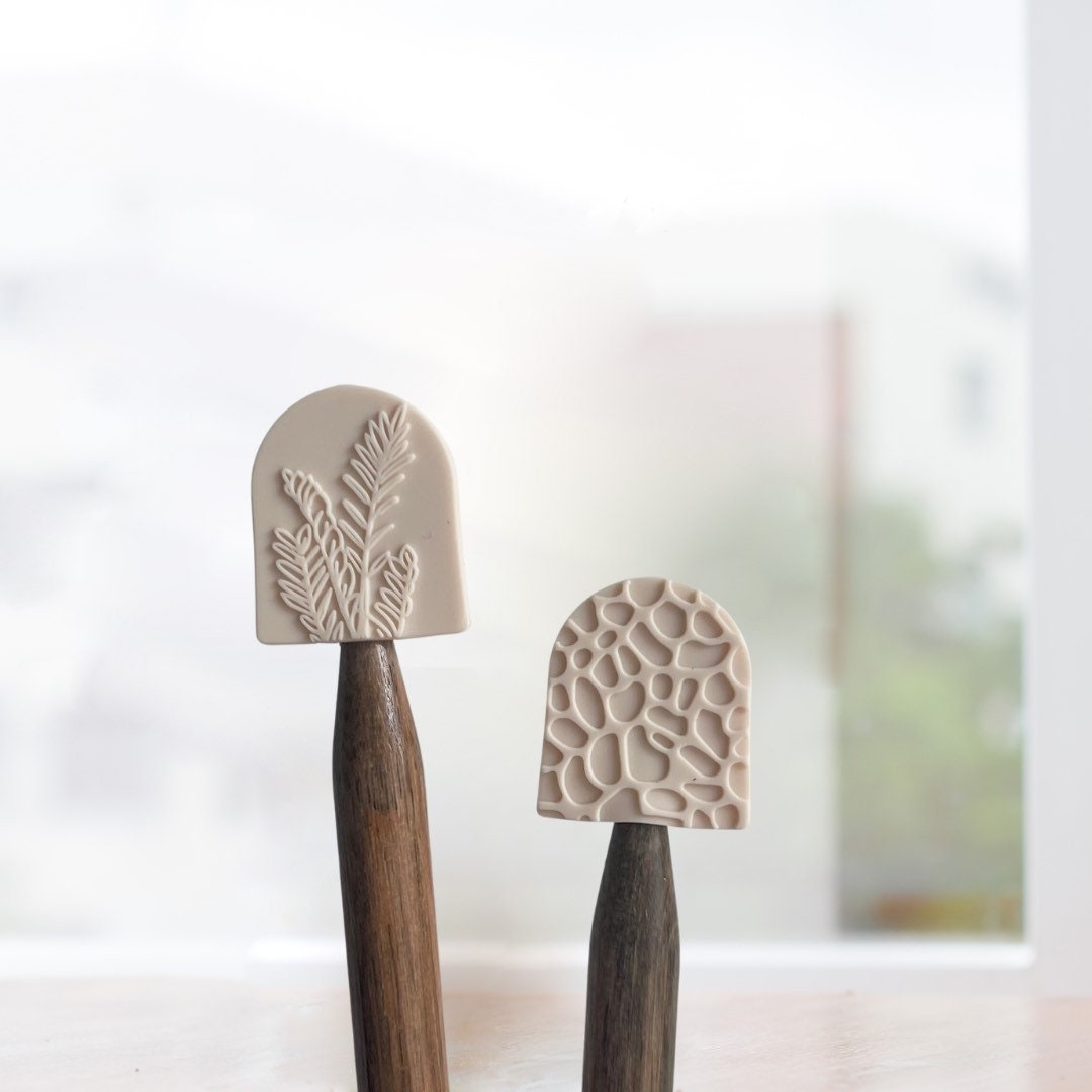 Floral Arch Ivory Stitch Stopper Set | Knitting Tool | Needle Stopper ...