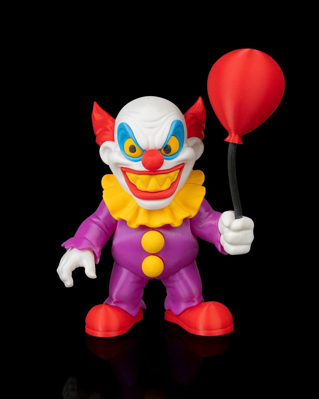 Halloween Figure Laughing Clown 3D Collectible Figure, A Smile so Wide ...
