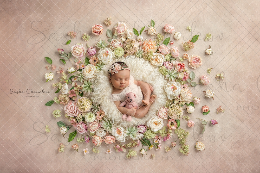Digital Backdrop Background Newborn Girl Floral Flowers Cream Fur ...