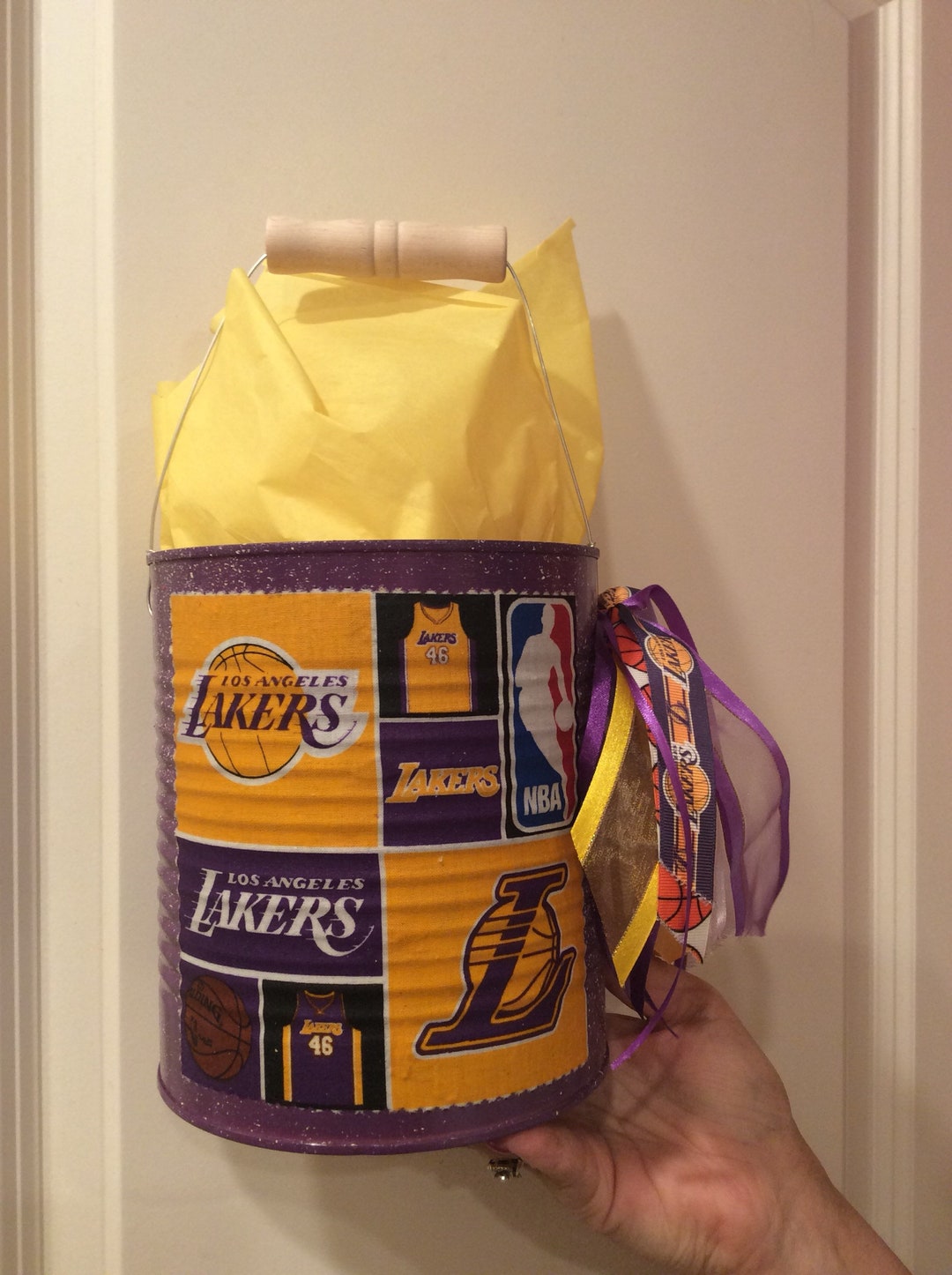 Los Angeles Lakers / L A Lakers / Lakers / Lakers Basketball / Black ...