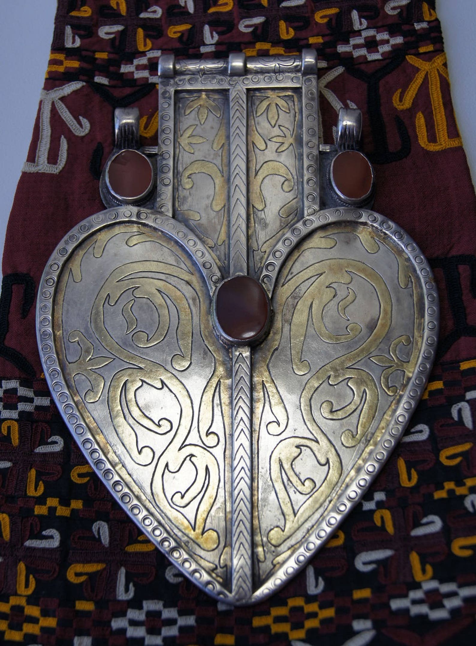 Turkmen Tekke Asyk Pictorial Pendant, Ethnic Jewelry, Central Asia ...