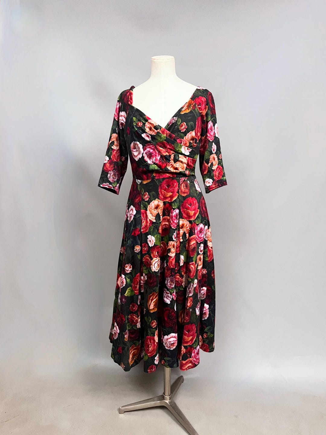 Rose Print Tea Dress by Bombshell Size 12 - Etsy