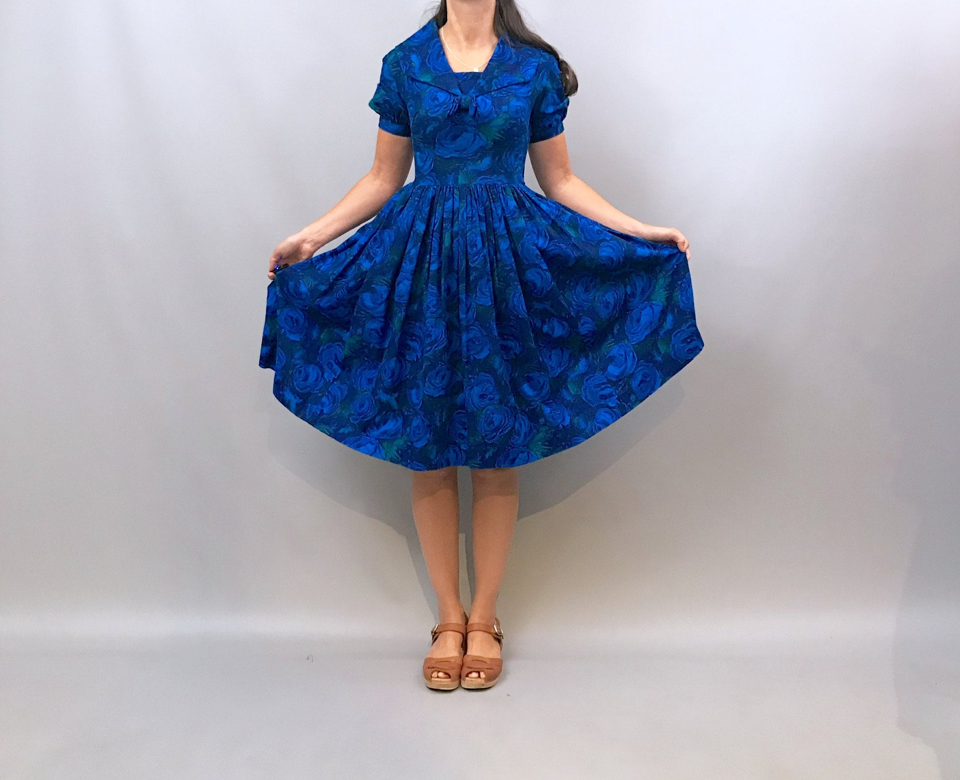 Vestido de algodón de gofre azul de la década de 1950 con - Etsy España
