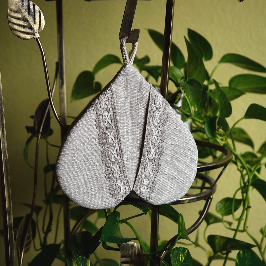 Heart Shaped Oven Mitts Set of 2 Linen Kitchen Gloves Potholders Pot ...