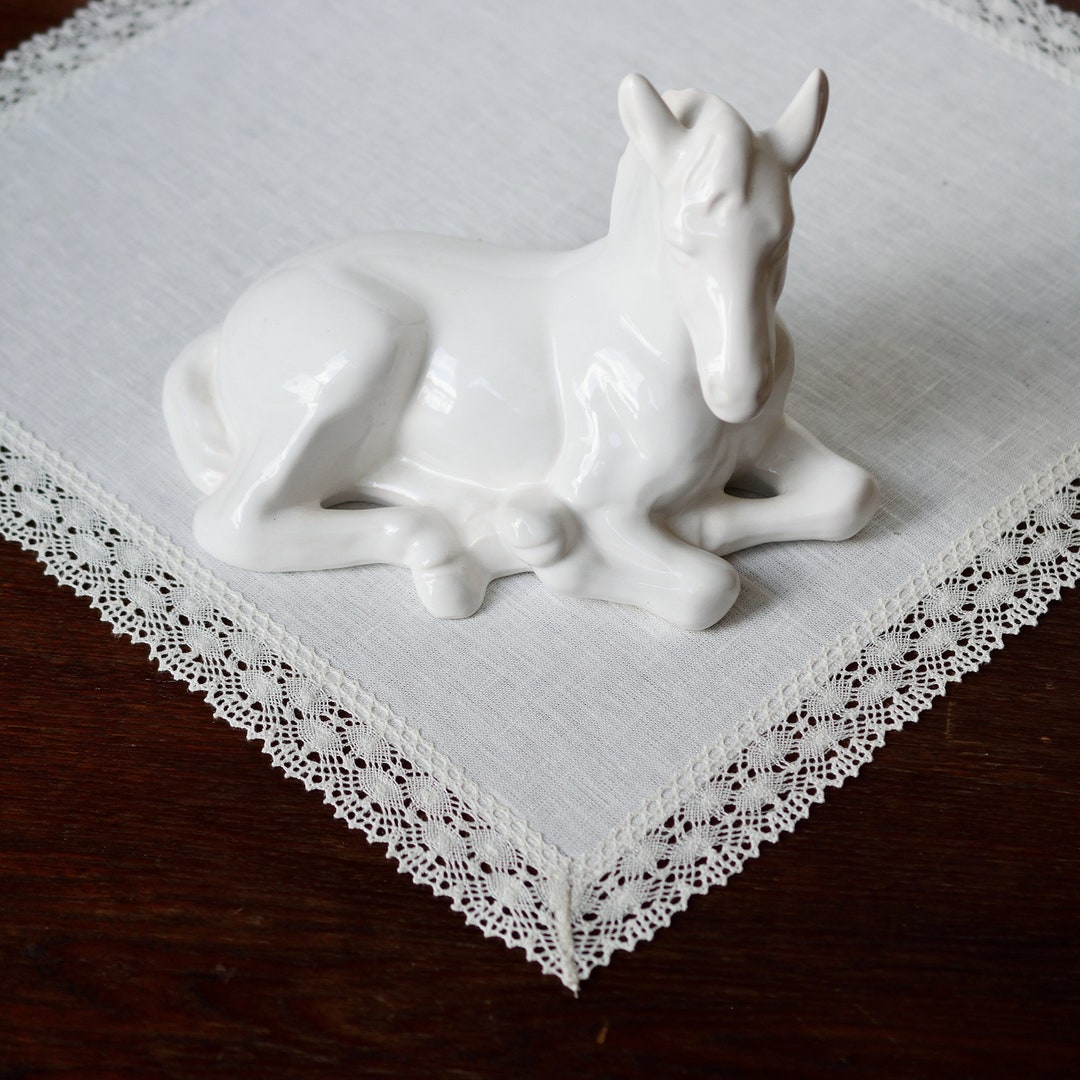 Round or Square Linen Table Topper off White Lace Doily, Cloth ...