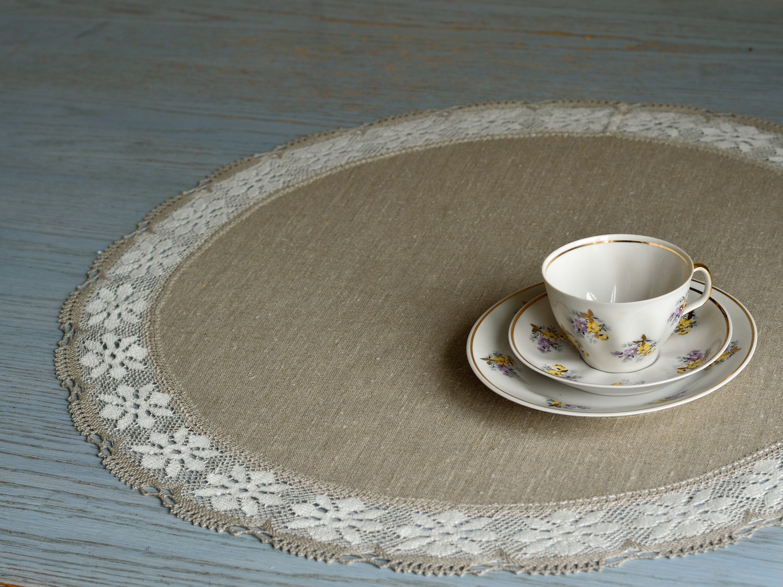 28 Inch Round Linen Table Topper With Lace Edge Small Round - Etsy