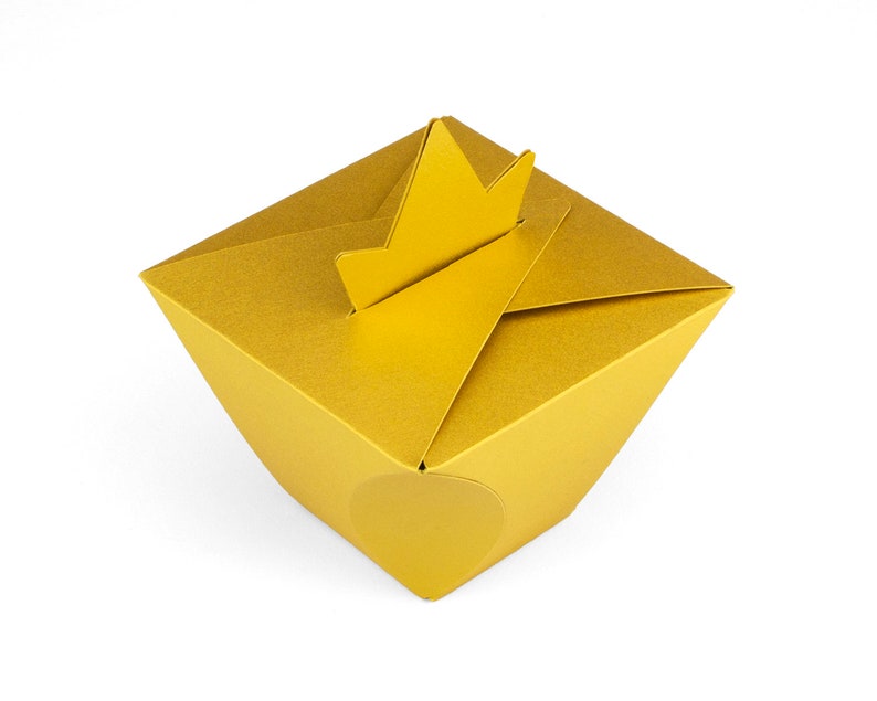 CURVED CROWN BOX Gift Boxes Diy Boxes Bridesmaid Gift Box - Etsy
