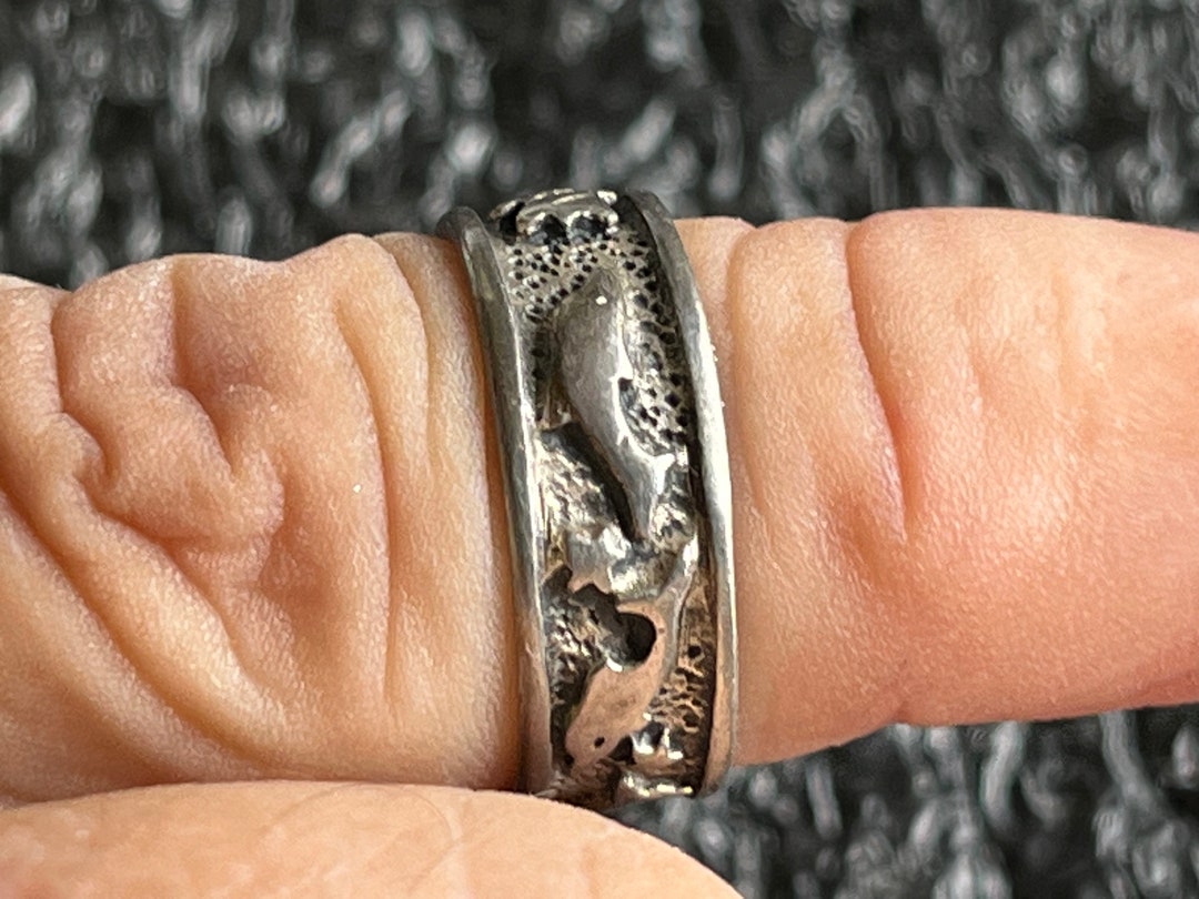 Sterling Band With Dolphins Stars Crab and a Fish in the Field - Etsy