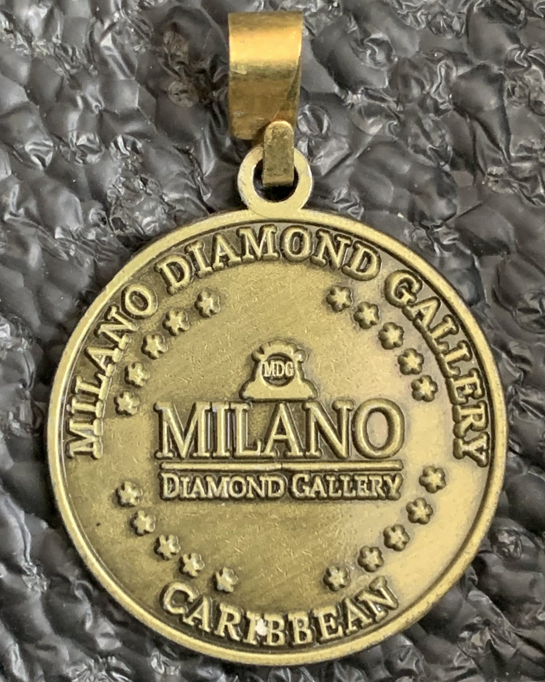 Milano Diamond Gallery Pendant Aruba and a St Thomas Token Two Tokens ...
