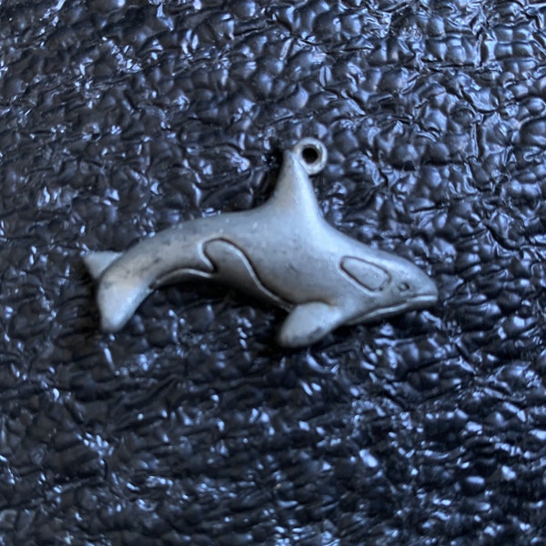 Orca Pendant - Etsy