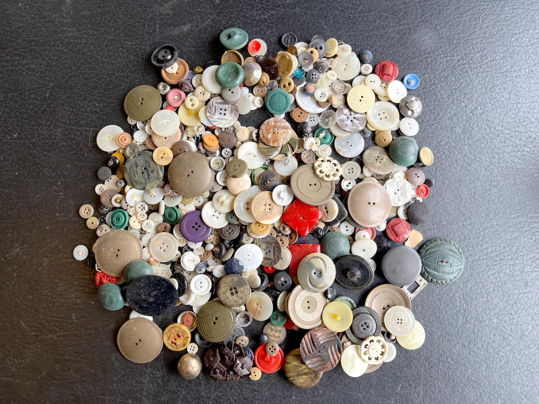 Buttons Old Buttons Antique Buttons Fasteners Small Buttons Large ...