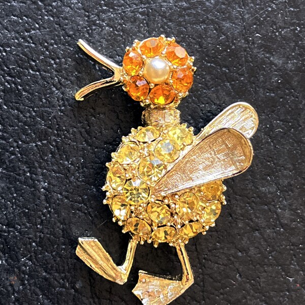 Duck Brooch - Etsy