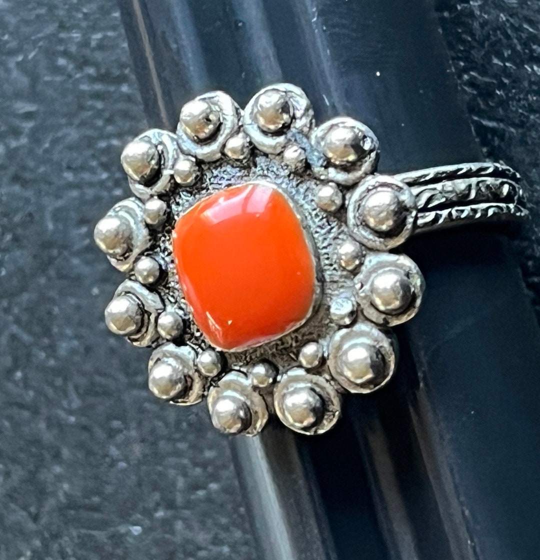 Pink Coral Set in Large Round Face and Attractive Embossed Ring Size 9 ...