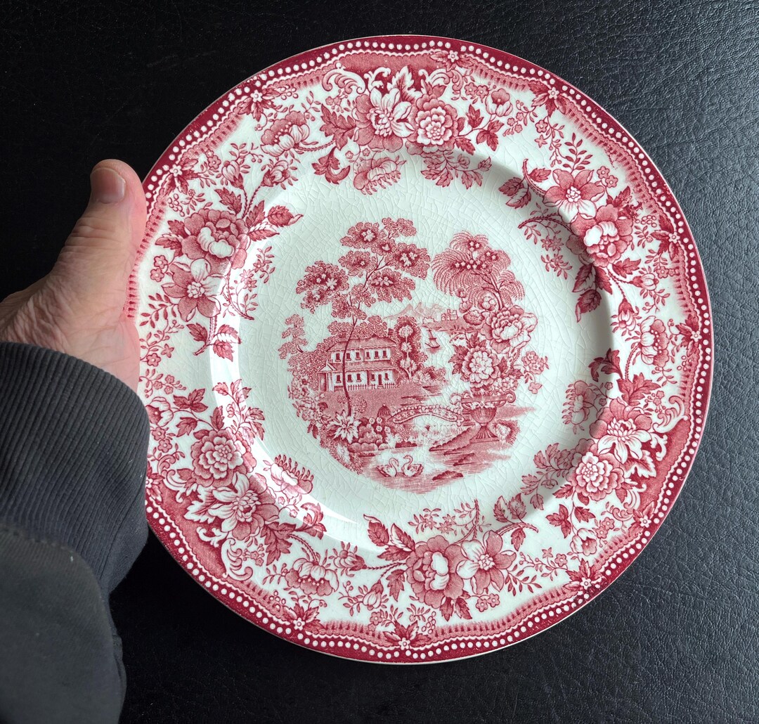 Royal Staffordshire Tonquin Clarice Cliff England Pink Dinner Plate ...