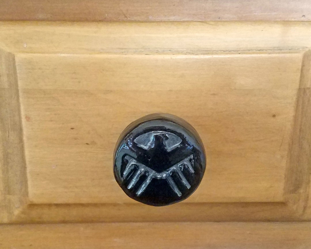 Marvel Avengers SHIELD Logo Drawer Pull | Marvel Superhero Knobs ...