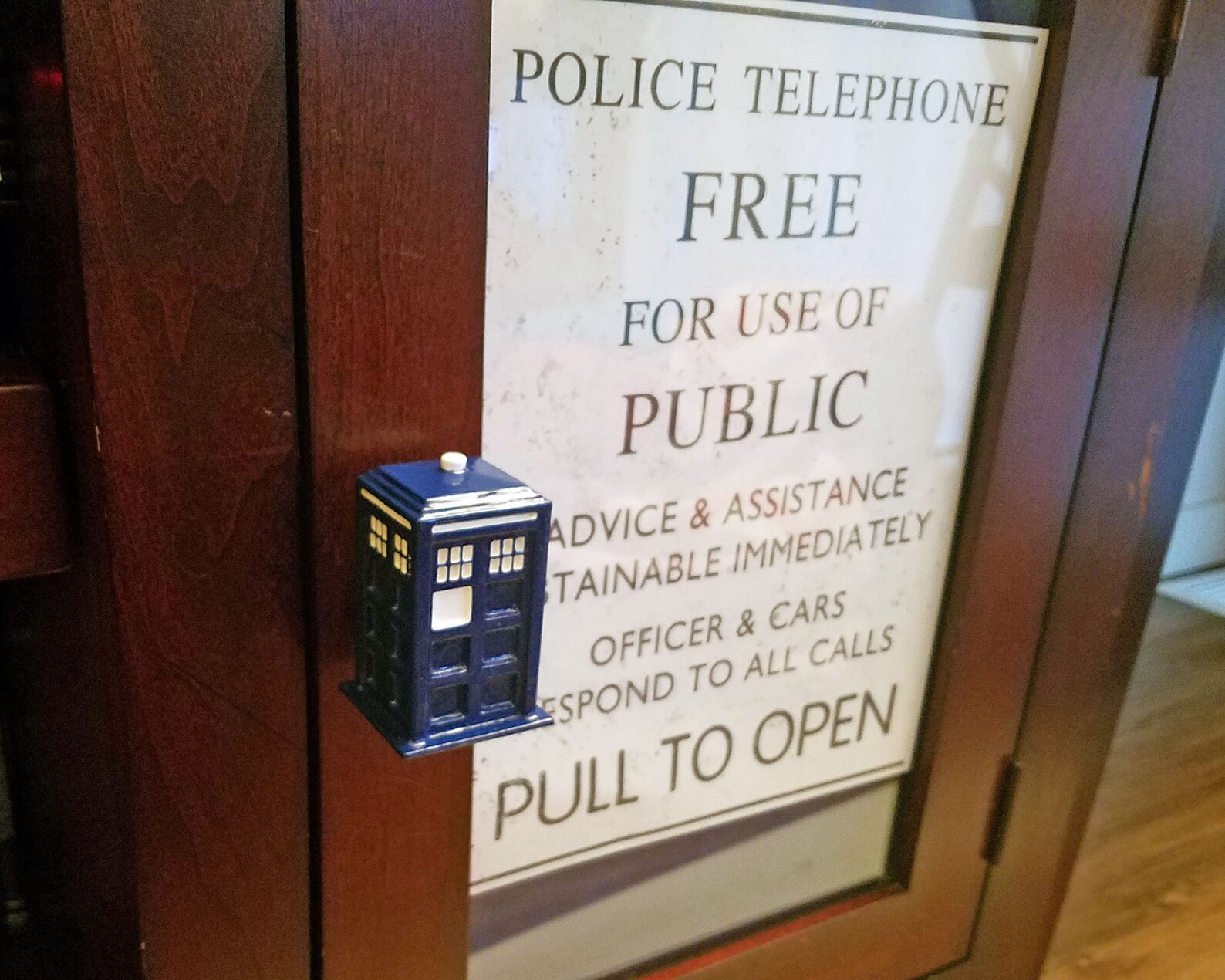 Doctor Who Drawer Pulls | Resin TARDIS Cabinet Knob Police Box | Dr Who ...