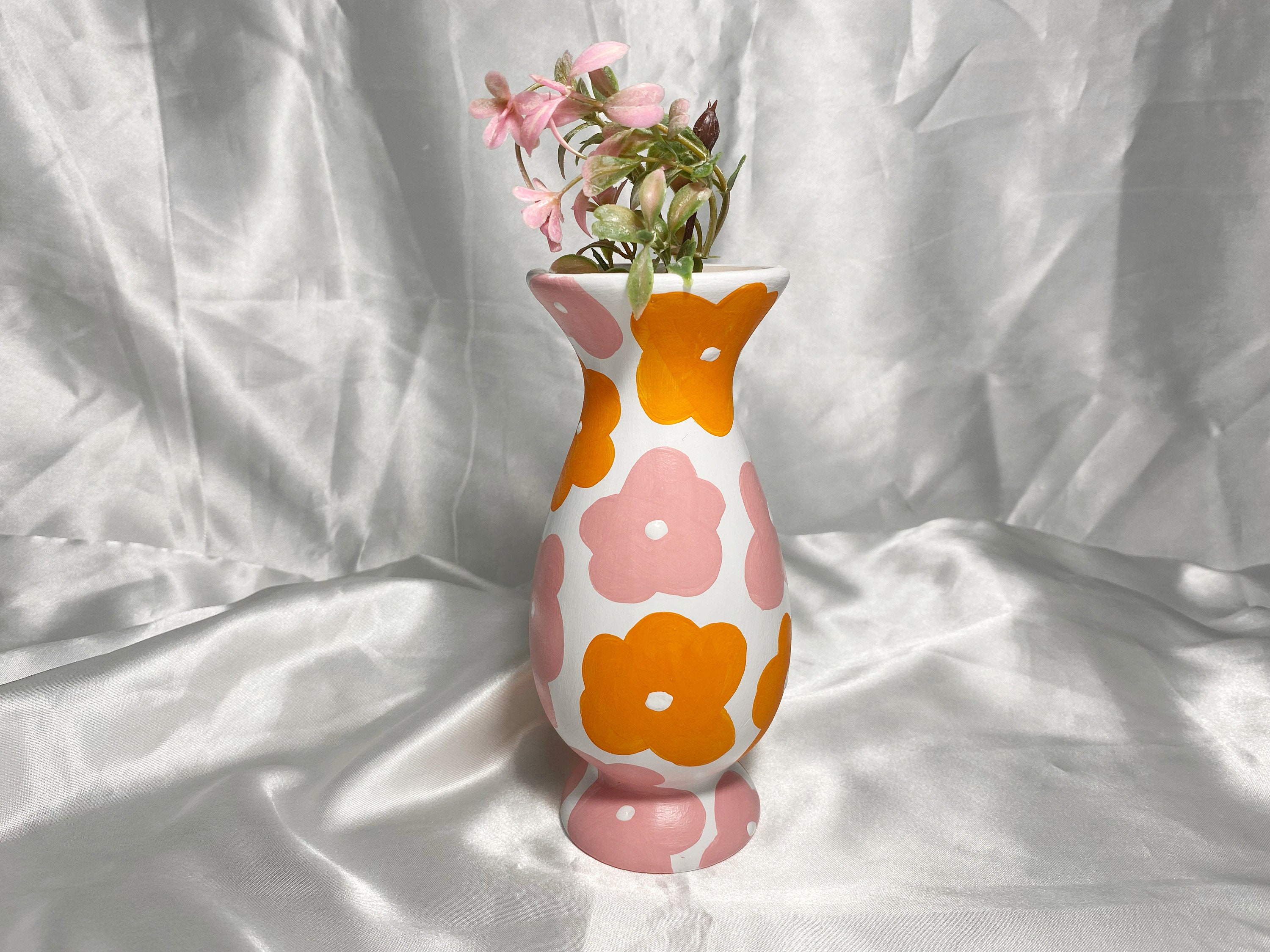 Painted Flower Vase Designs